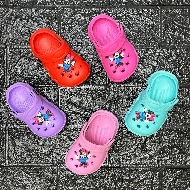 Classic For Girl Kids Shoes(LightWeight Eva)(With Free Random Jibbitz ...