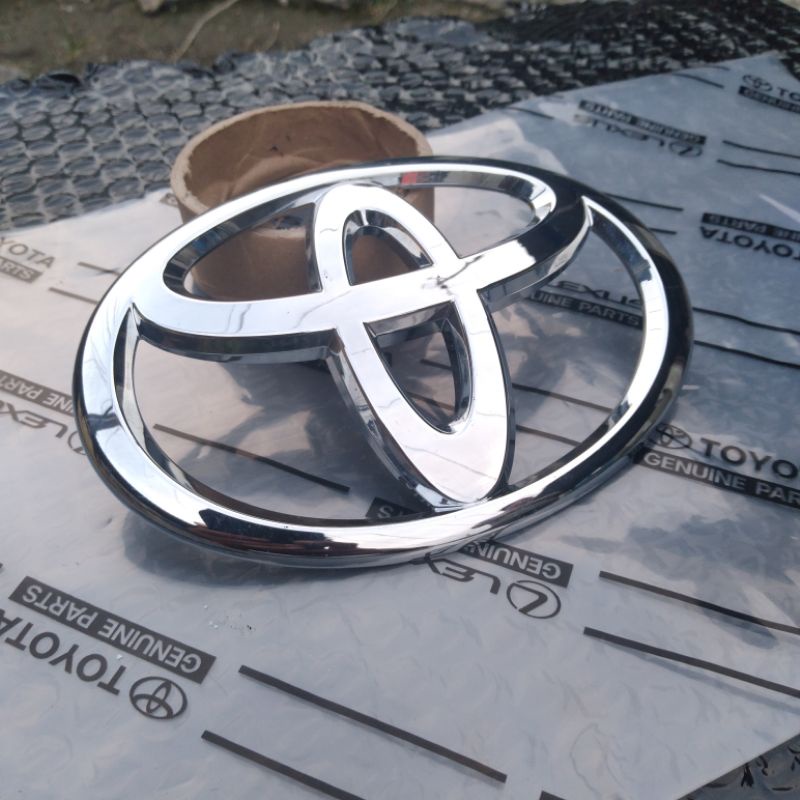 2018-2021 Toyota all new Agya Logo Emblem Chrome | Shopee Philippines