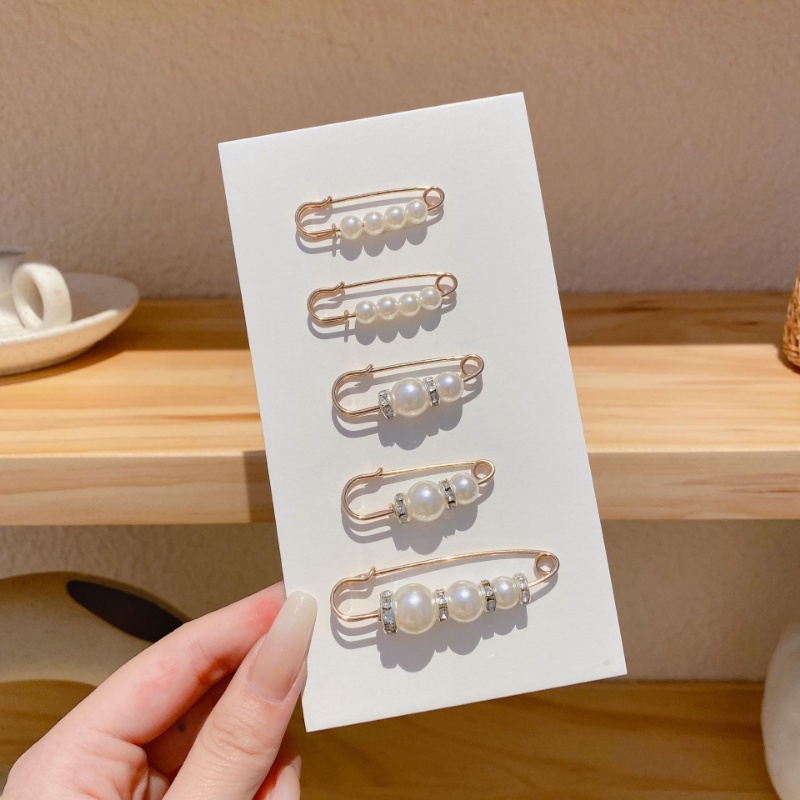 Korean Fashion Anti Glare Buckle Brooch Fixed Clothes Change Small