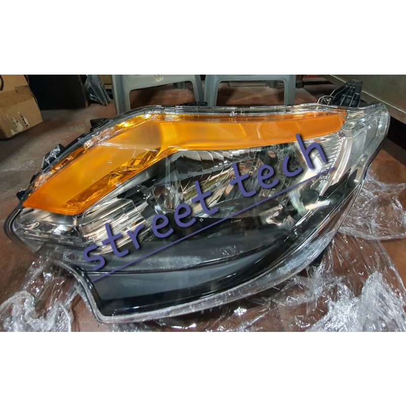 Mitsubishi Strada/Triton 2015-2018 Headlight Assembly with Dark Amber ...