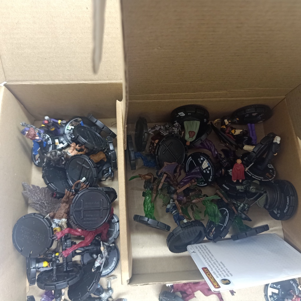 Clix Pile #57 - Wizkids Mage Knight Heroclix dungeons and dragons D&D ...