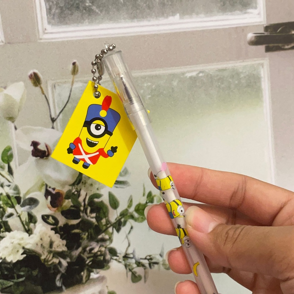GANTUNGAN MINION CUTE BOOK HANGER PEN READY 2 COLORS CUTE BLACK INK ...