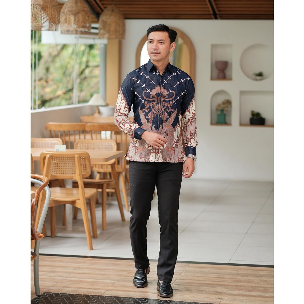 Modern Kebaya Graduation couple batik Invitation For Teenagers Latest ...