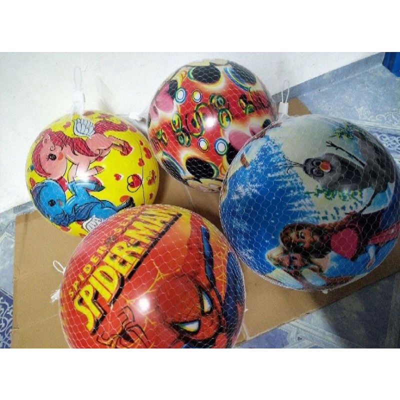 Inflatable Balls with Different Character Design Beach Ball Kids Play ...