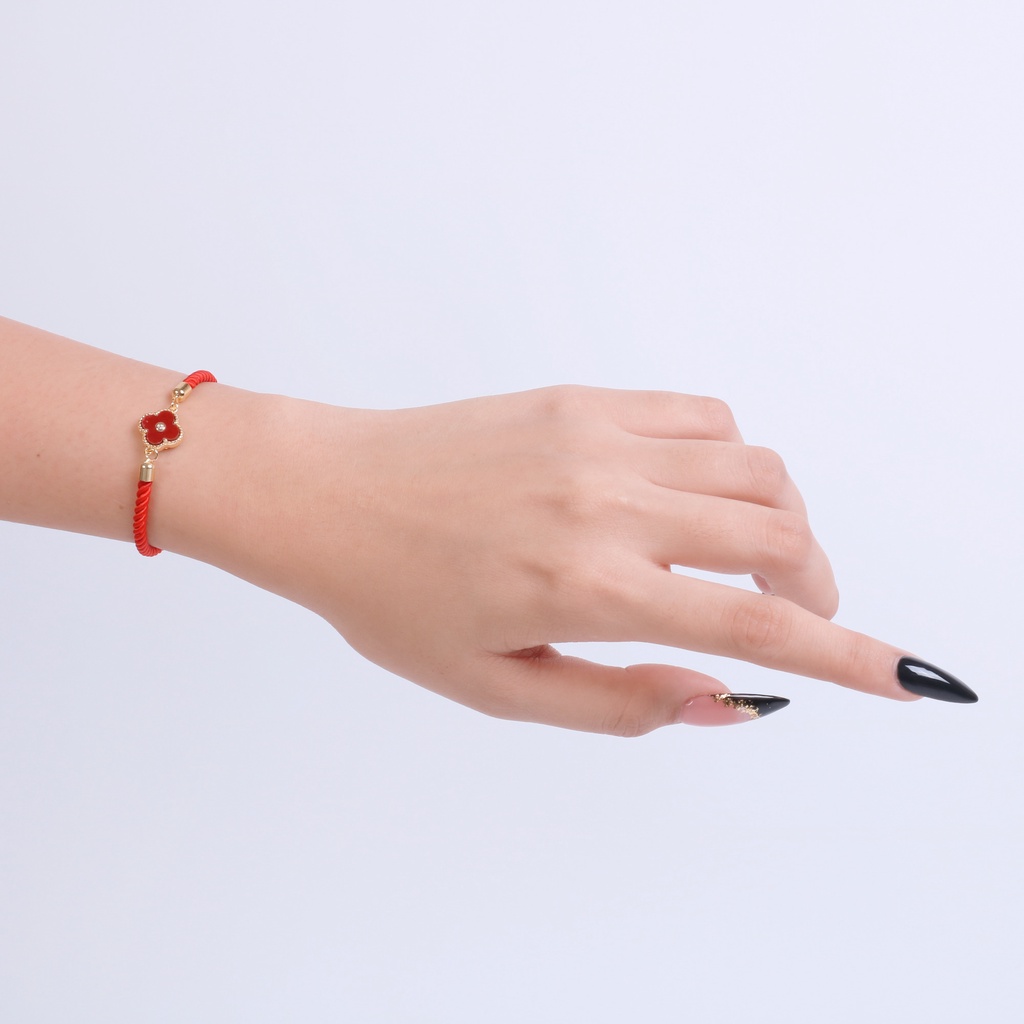 Sparkles by Olivia Manila Red Clover String Bracelet | Shopee Philippines