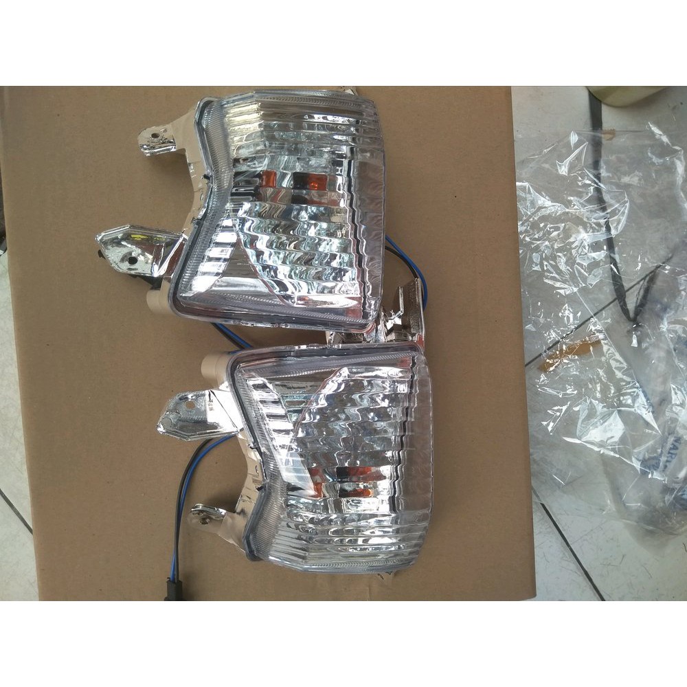 PUTIH Yamaha NMAX Front Turn Signal Light WHITE Yamaha NMAX Front Turn ...