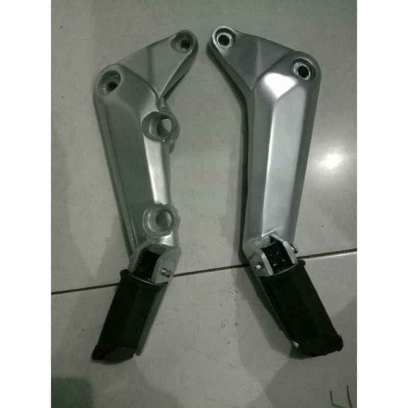 Smash OLD/NEW Rear Footrest FOOTSTEP | Shopee Philippines