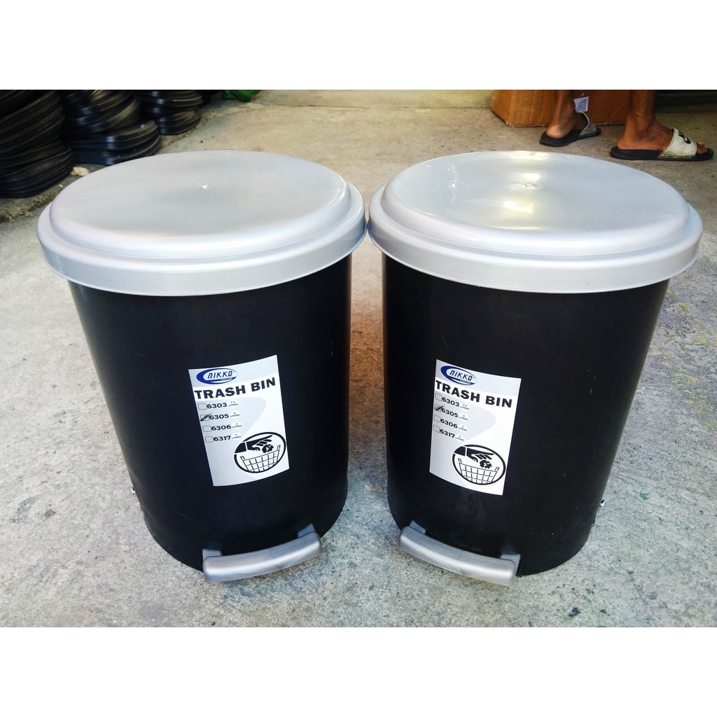 TRASH BIN PEDAL with LID (free pail inside) 8litres | Shopee Philippines