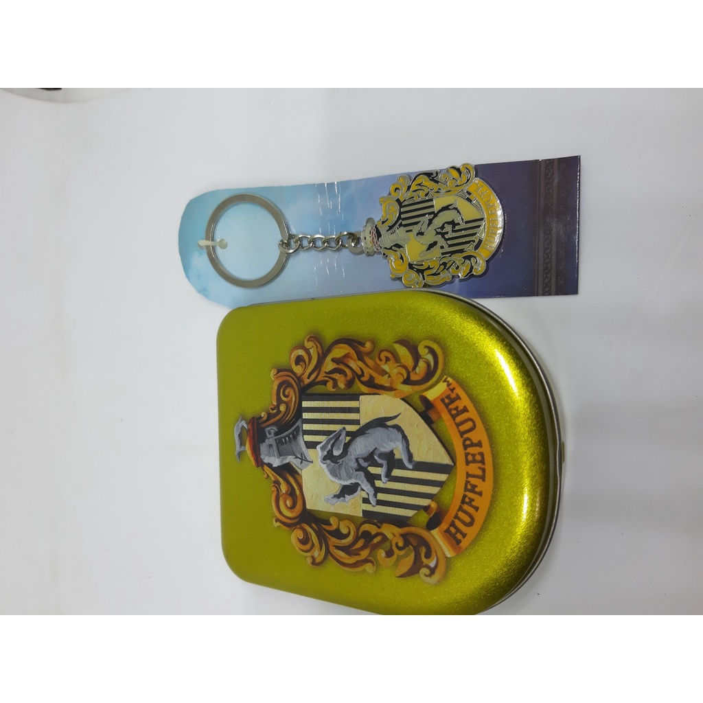 Universal Studios JP - HP Hufflepoff Keychain and Tin Can | Shopee ...