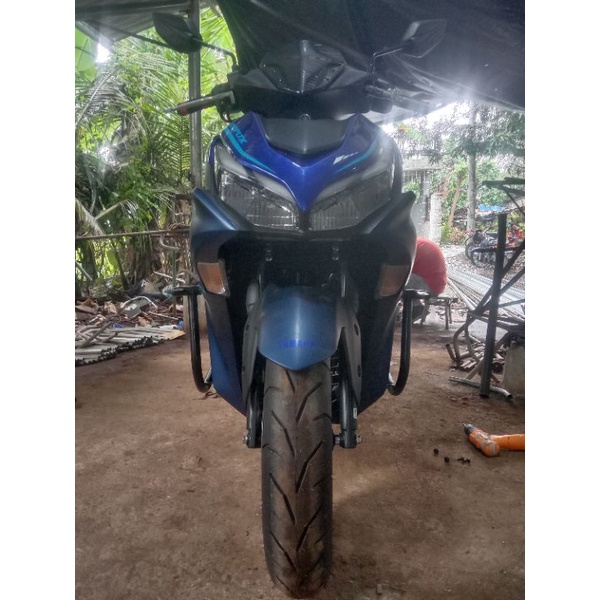 YAMAHA AEROX V2 - CRASH GUARD HALF DESIGN(powdercoated) | Shopee ...