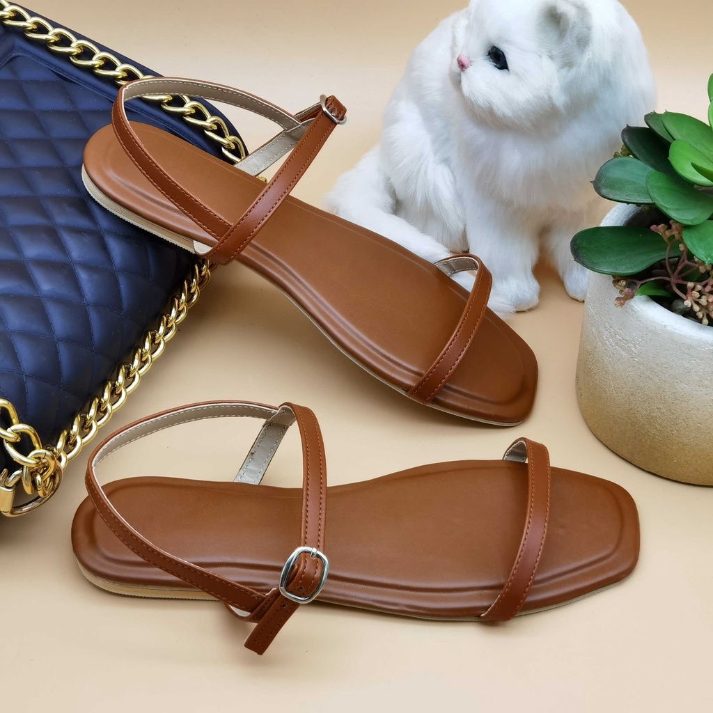 R&A242 Flat Square Toe with Thin Single Toe Strap & Buckled Ankle Strap ...