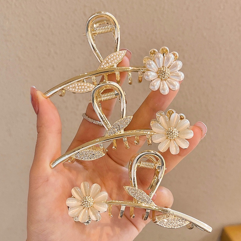 Msluna Ladies Golden Daisy Flower Hair Claw Metal Diamond Crystal ...