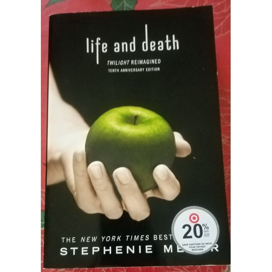Life and death ( Twilight Reimagined) by Stephanie Meyer | Shopee Philippines