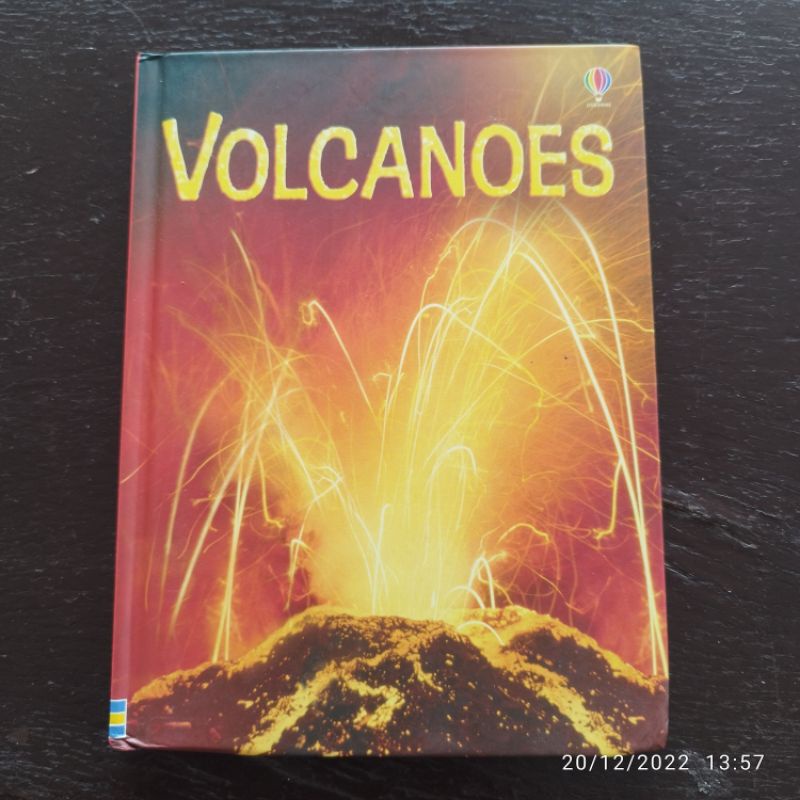 Volcanoes (illustrated hardcover) | Shopee Philippines