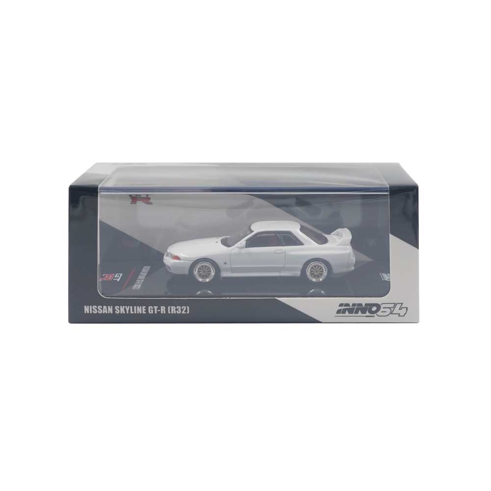 INNO64 1/64 NISSAN SKYLINE GTR R32 CRYSTAL WHITE WITH EXTRA WHEELS ...