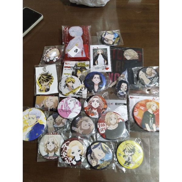 ORIGINAL!! BUNDLE ANIME PINS AND KEYCHAINS | Shopee Philippines