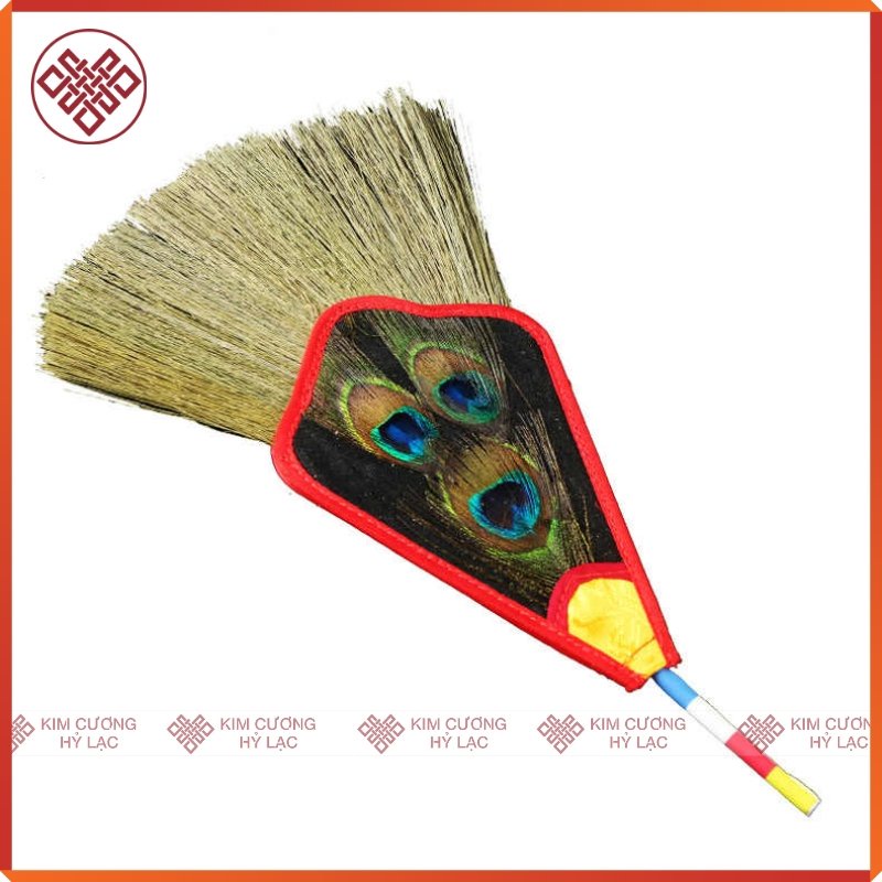 Peacock Feather Broom Tantric Worship Item [Diamond of Joy] | Shopee ...