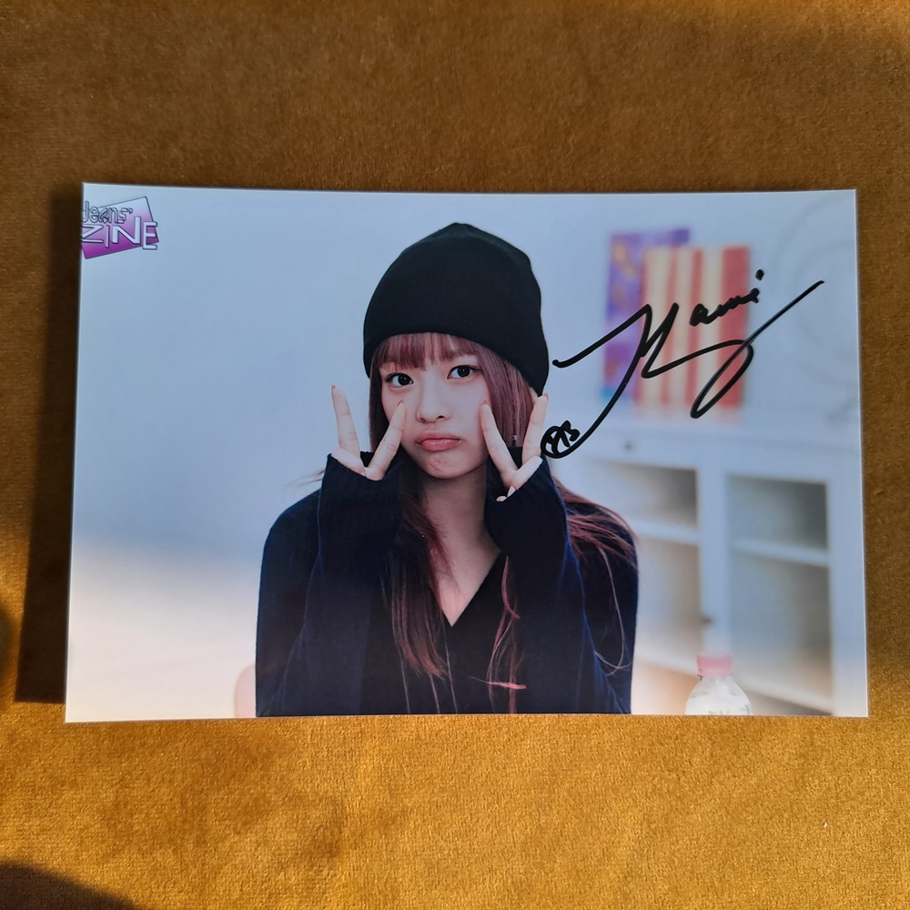 Signed New jeans NewJeans HANNI autographed photo 6 inches k-pop ...