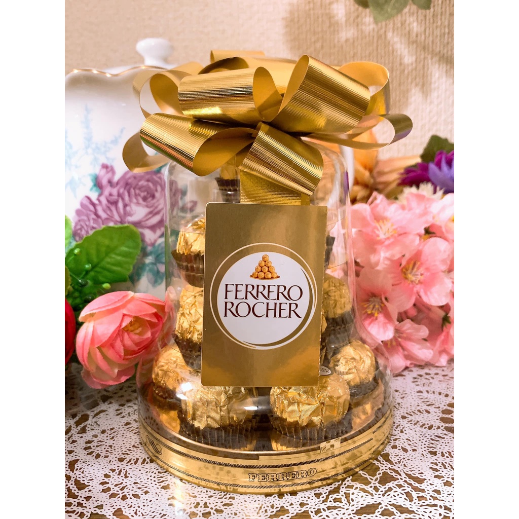 16 pieces FERRERO ROCHER in a bell-shaped case and a gorgeous ribbon ...