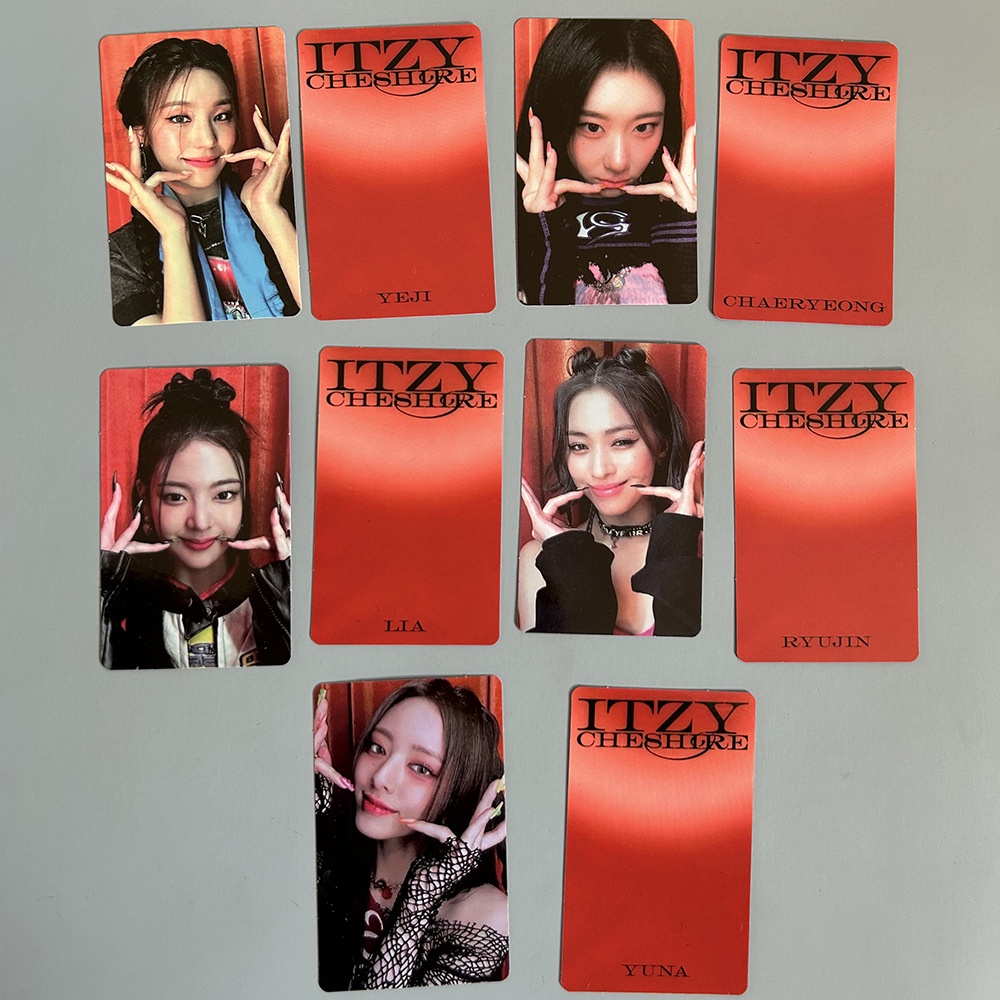 ITZY combination of random photo cards around CHESHIRE homemade photo ...