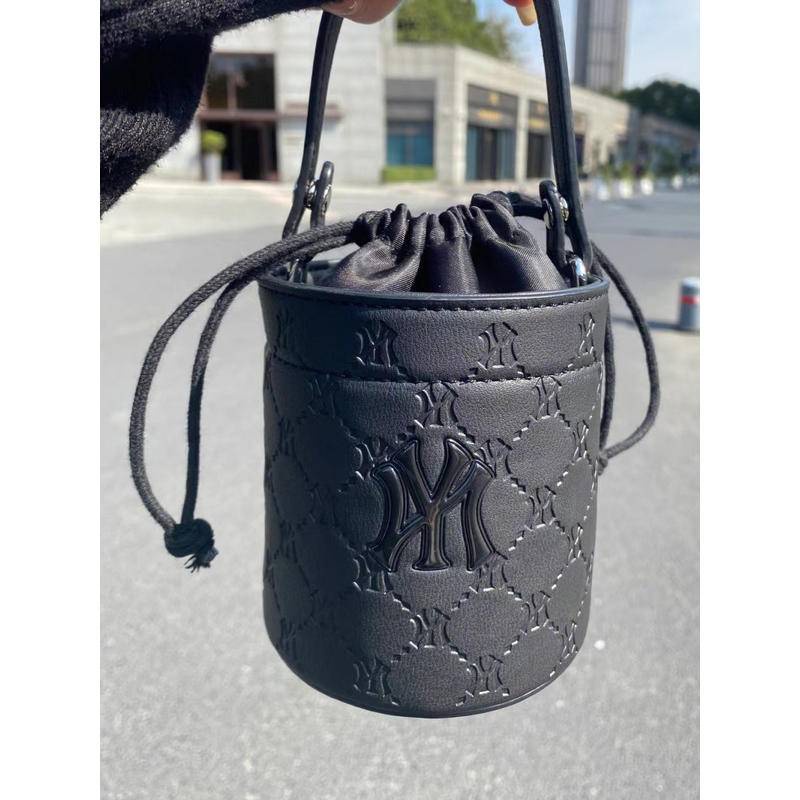 2022 Autumn Winter New mlb ny Old Flower Perfume Bag Wild Berry Barbie ...