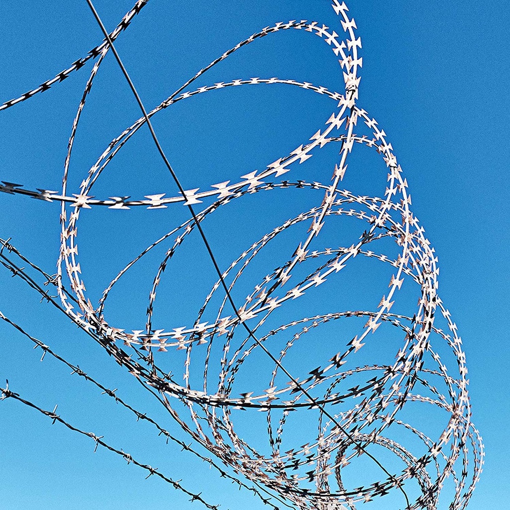 {in stock}Barbed Razor Wire Roll 10 Meters 32ft Combat Military Wire ...