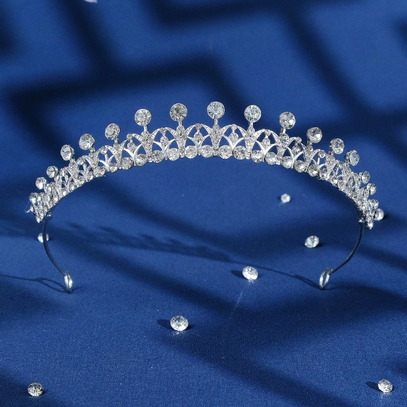 Elegant Princess Crown Lightweight Small Tiara for Girls Prom Queen ...