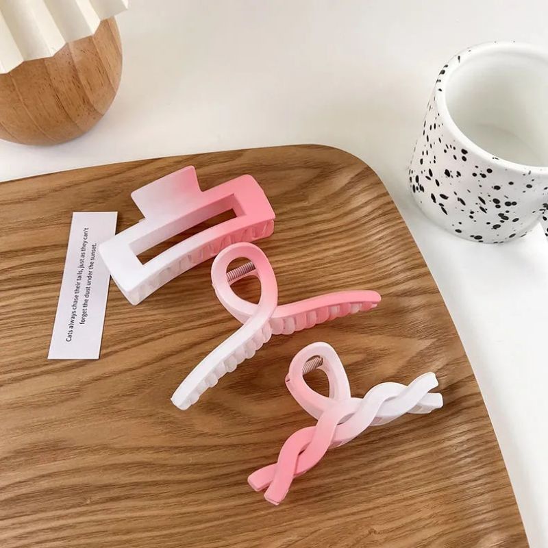 Ivy&Natalie Frosted Sakura Powder Hair Claw Gradient Pink Barrette Crab ...