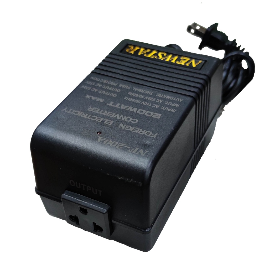 NewStar Travel Converter 220V - 110V 200W Capacity , Step Down ...