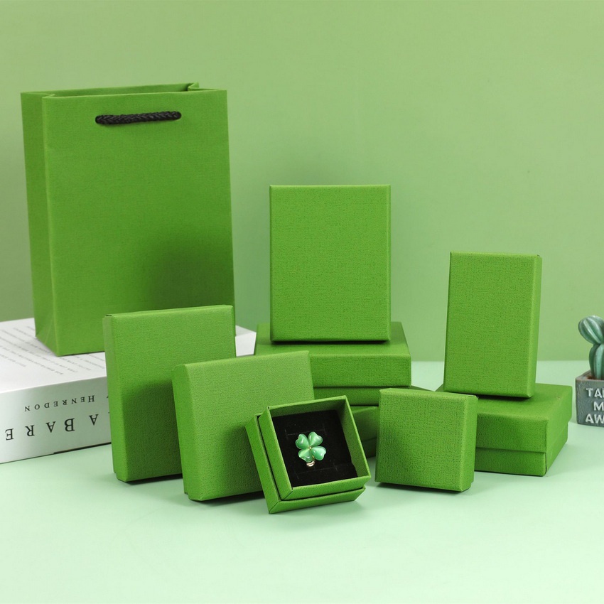 Royal Pattern Green White Gift Box with Sponge Jewelry Storage Case ...