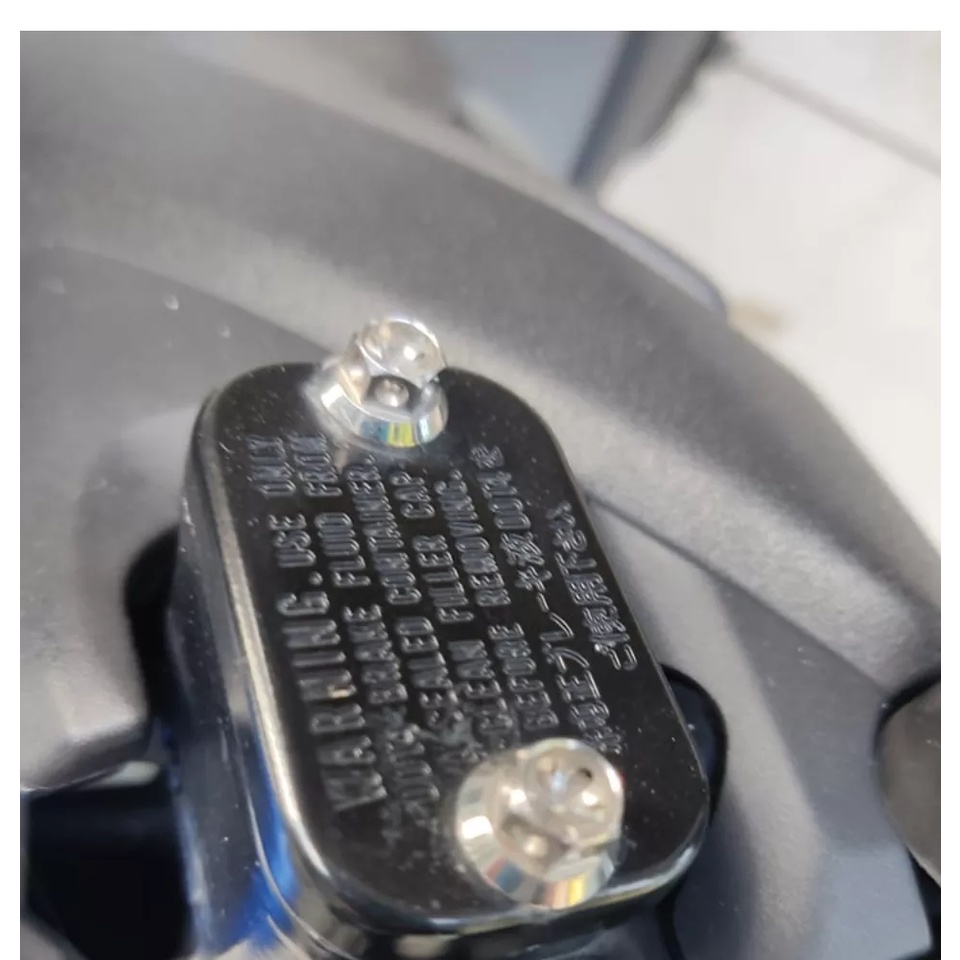 HENG -- 2pcs Brake Fluid Cap Bolts for Nmax v1 v2 / Aerox v1 v2 / Mio ...