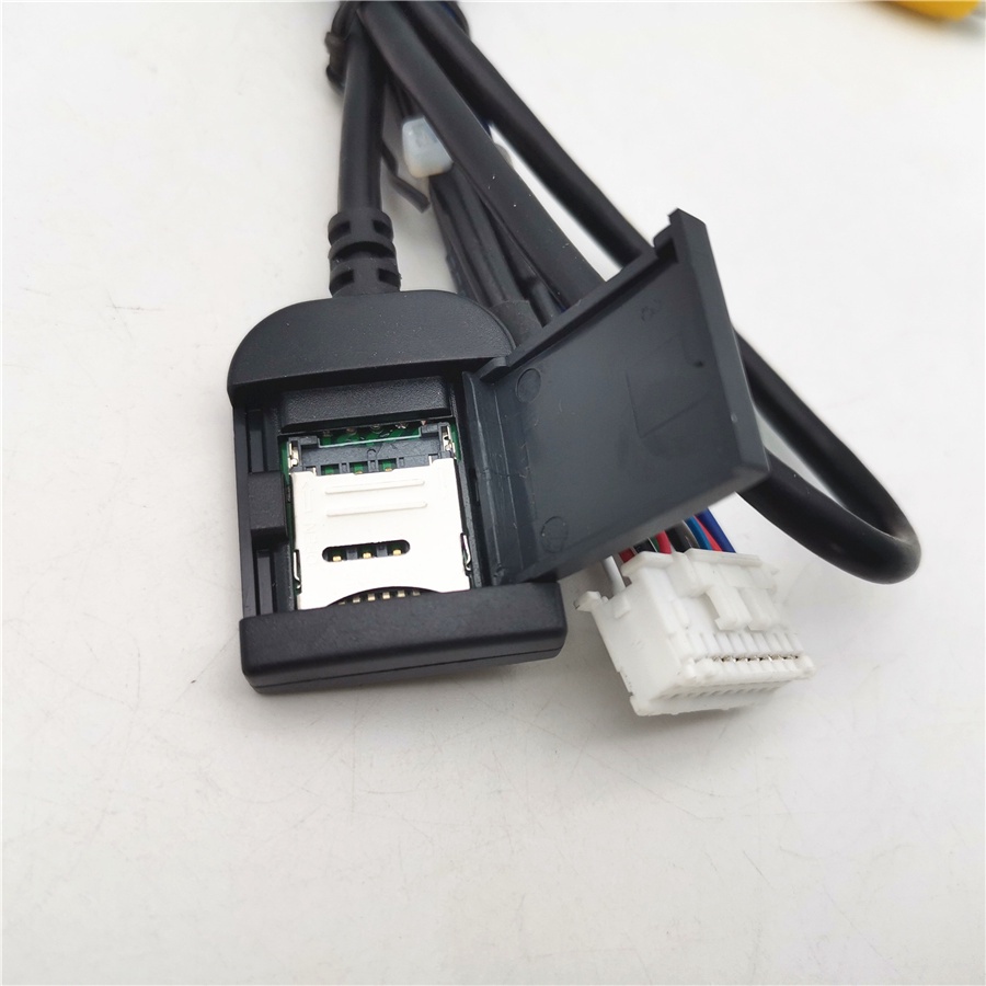 Car Stereo Radio 20 Pin Plug RCA Output AUX Wire Harness Wiring ...