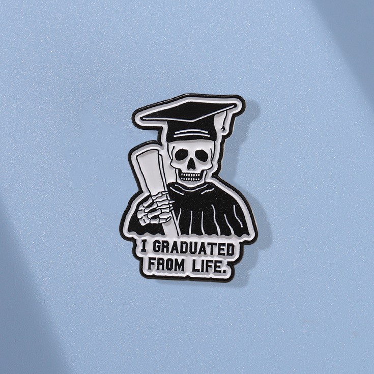 Creative Graduation Season Commemorative Metal Brooch Fun Skull ...