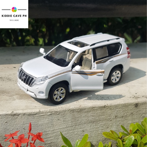 Toyota Land Cruiser Prado Die-Cast Toy 1/32 Scale Model Collection ...