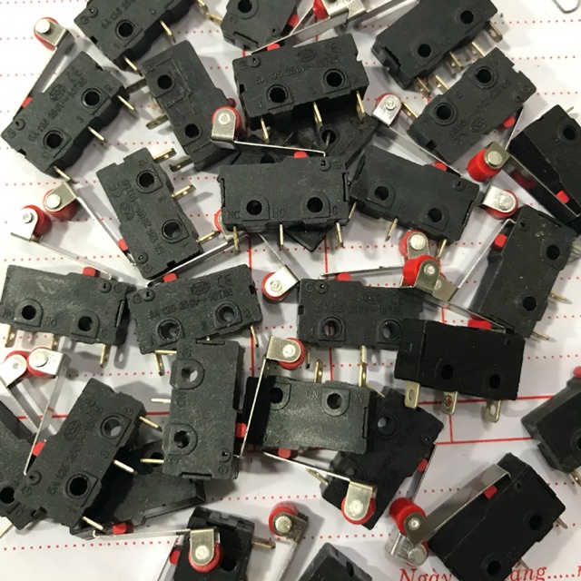 10 small travel switches with wheels 5A -125V | Shopee Philippines