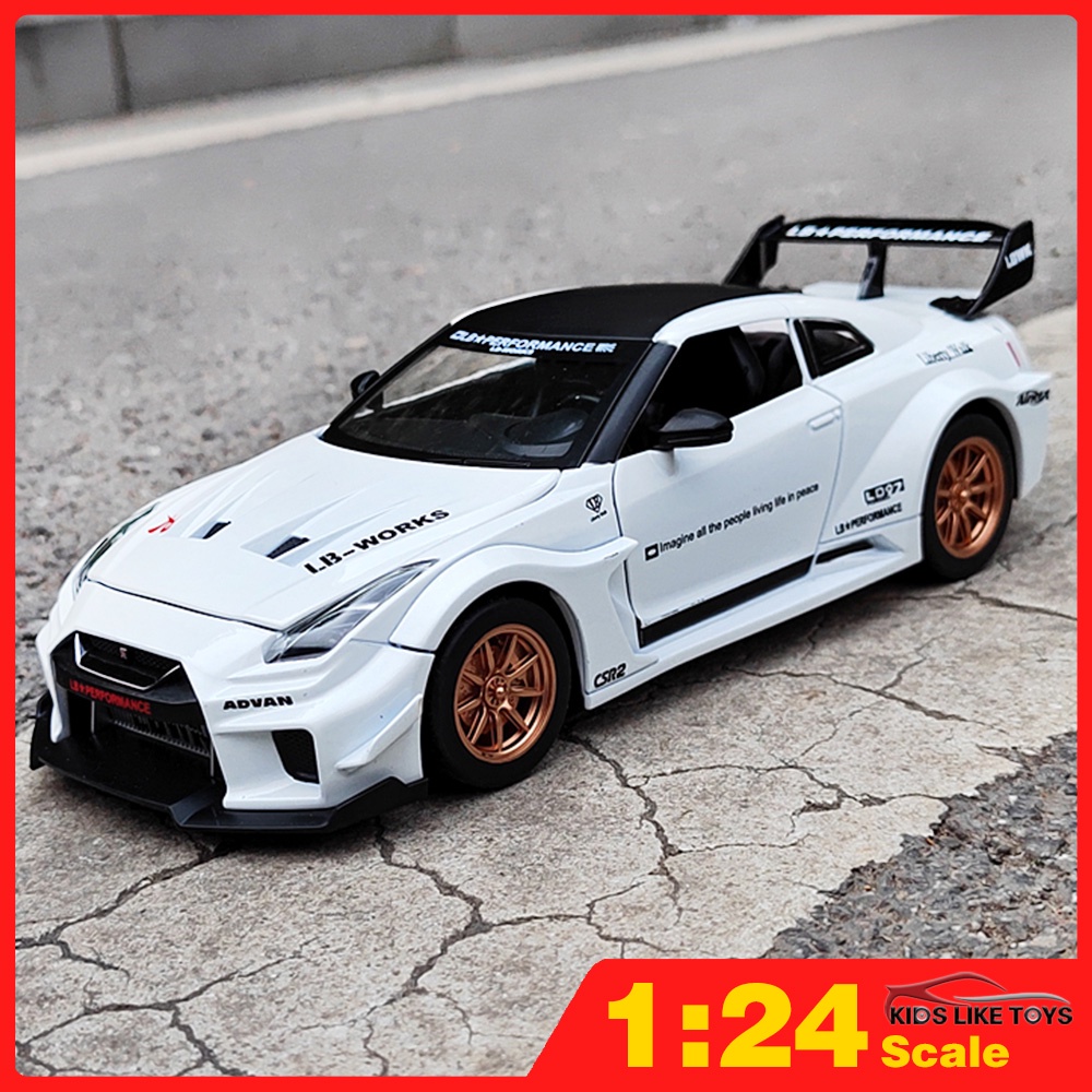 KLT 1:24 NISSAN GTR-CSR2 Metal Diecast Toy Car Model For Boys Children ...