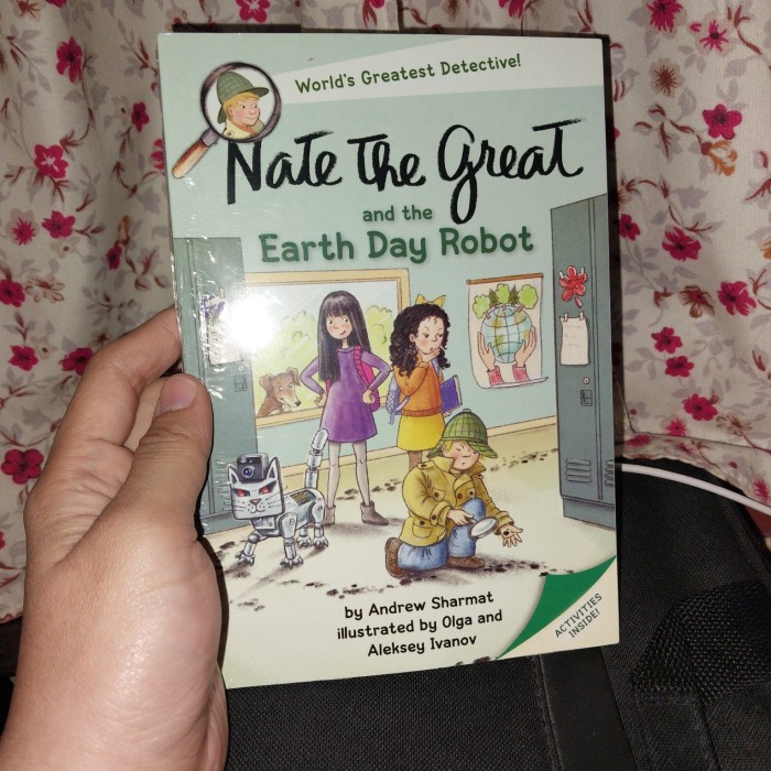 Imported children's book Nate the Great and the Earth Day Robot (pb ...