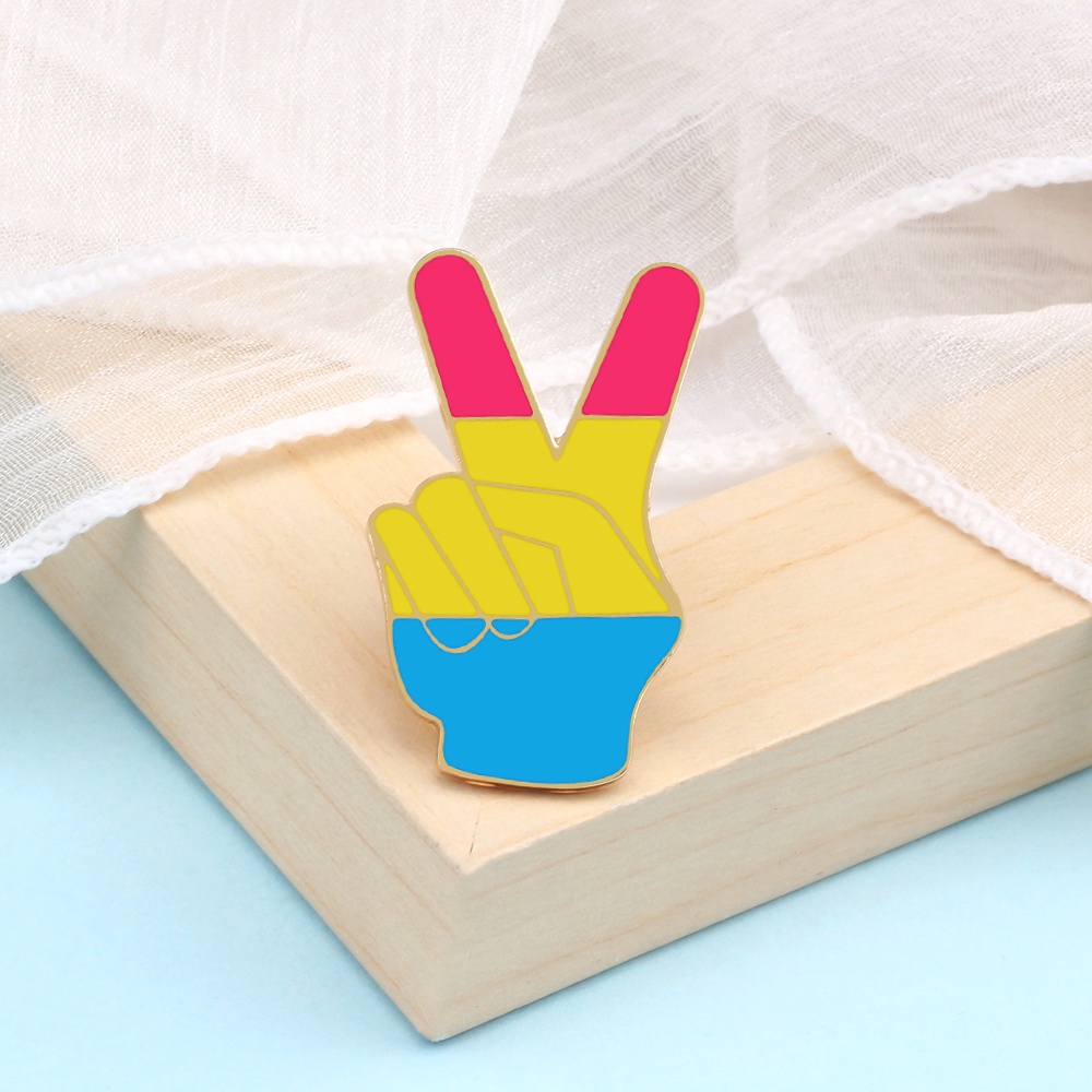 50 Styles Creative LGBTQ Enamel Pins Rainbow Flag Brooch Badges ...