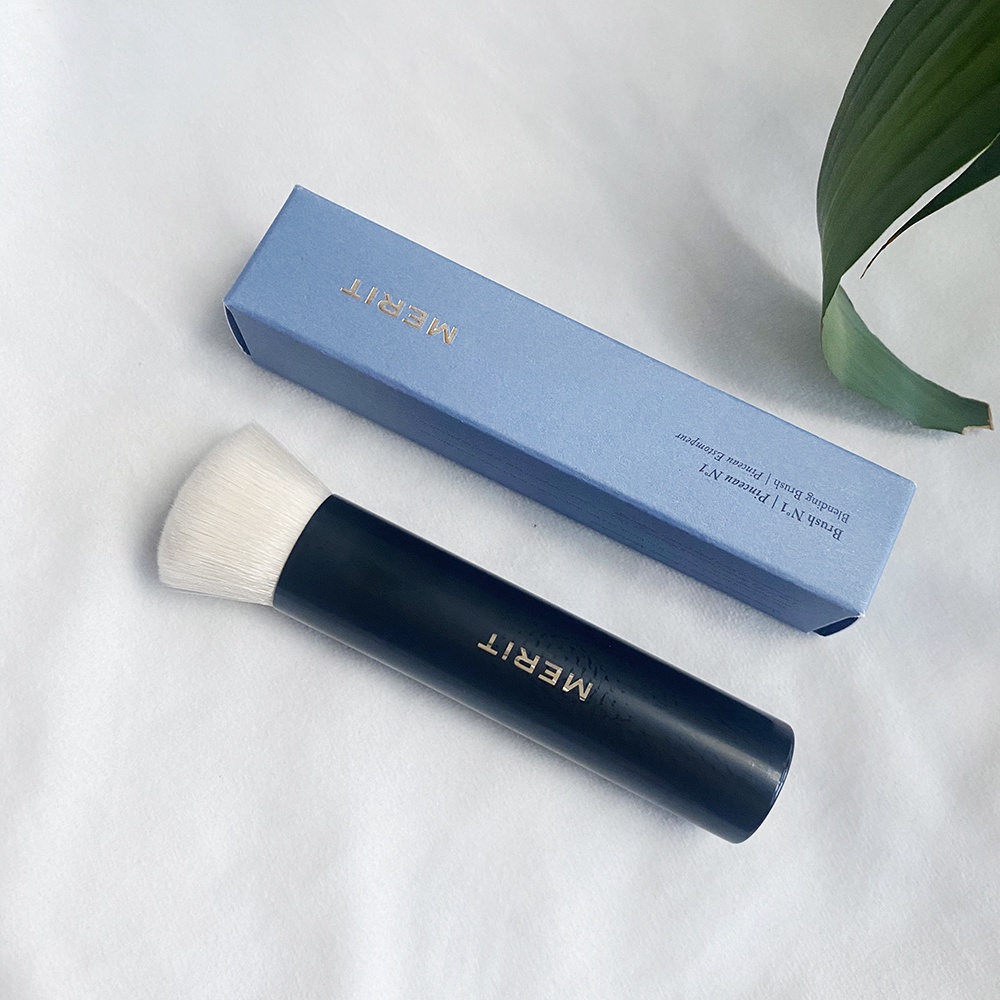 MERIT BLENDING MAKEUP BRUSH No.1 - Slanted Vanish Foundation Cream ...