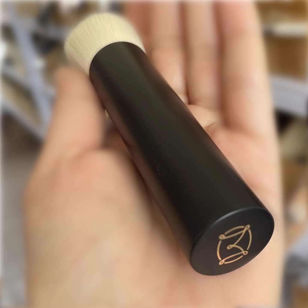 MERIT BLENDING MAKEUP BRUSH No.1 - Slanted Vanish Foundation Cream ...