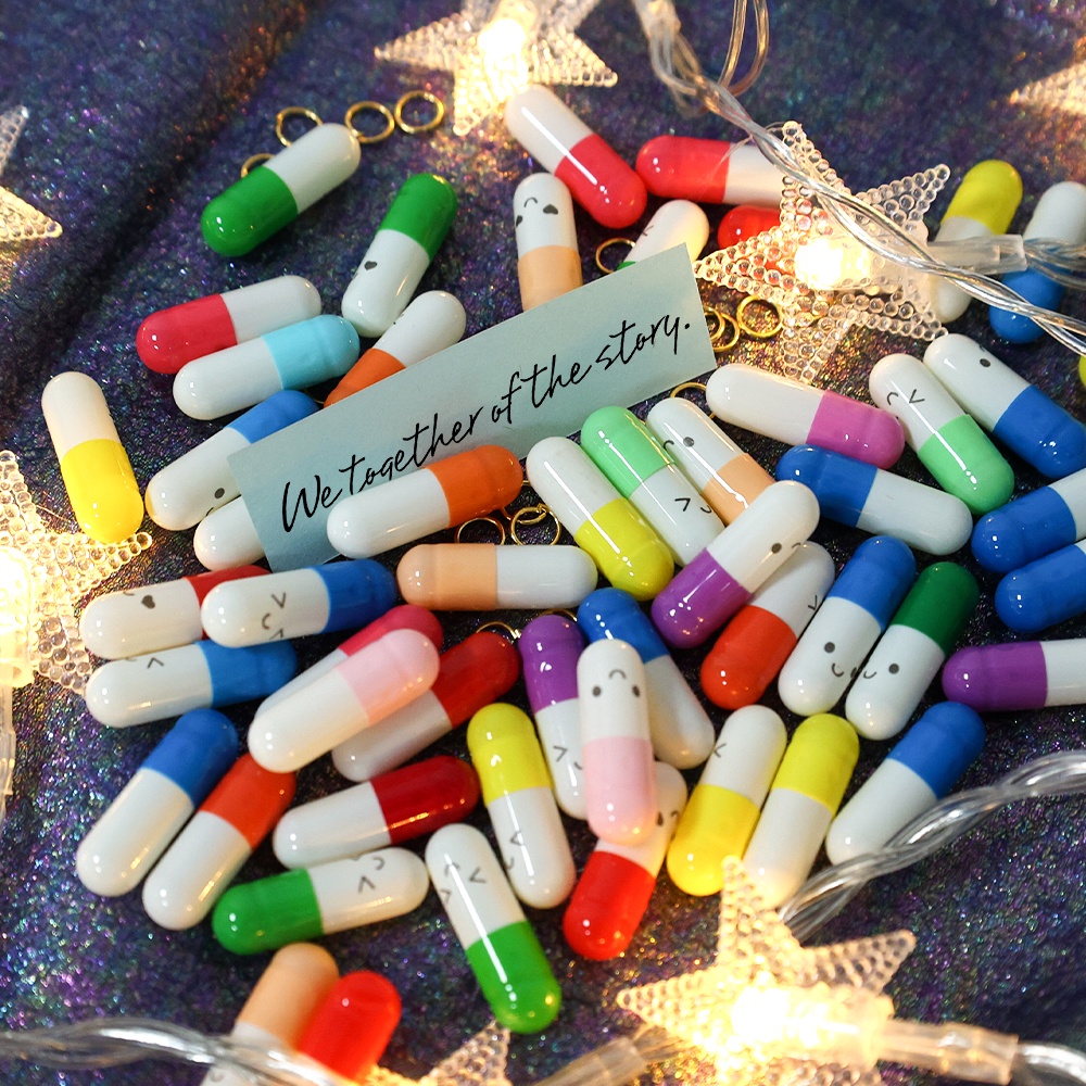 100Pcs Mini Kawaii Emoticon Smile Pill Capsule Letter Paper Love Blank ...