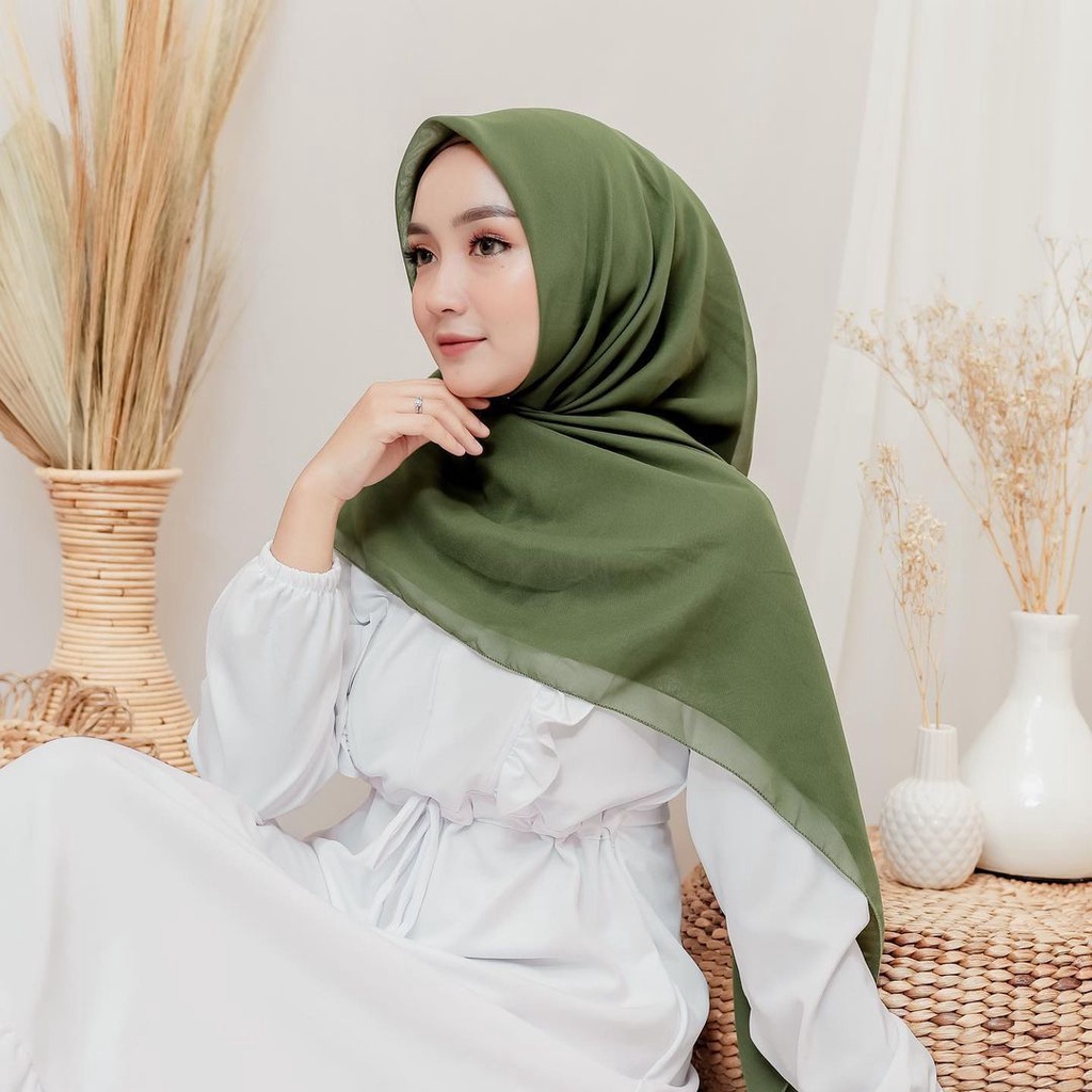 Hijab headscarf / rectangular hijab made of plain bella square, sewing ...