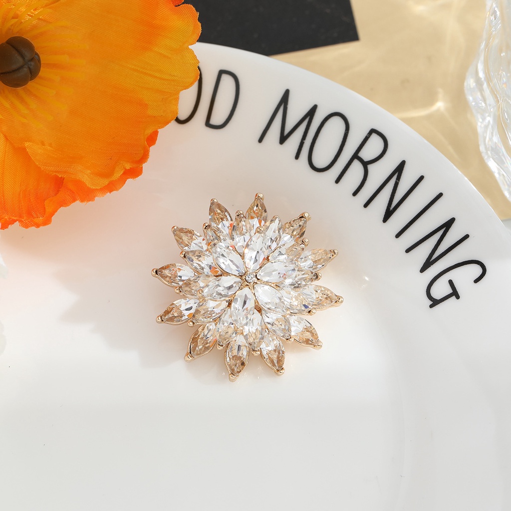 Shirt Brooch Women, High-end Rhinestone Brooch, Anti-light Button ...