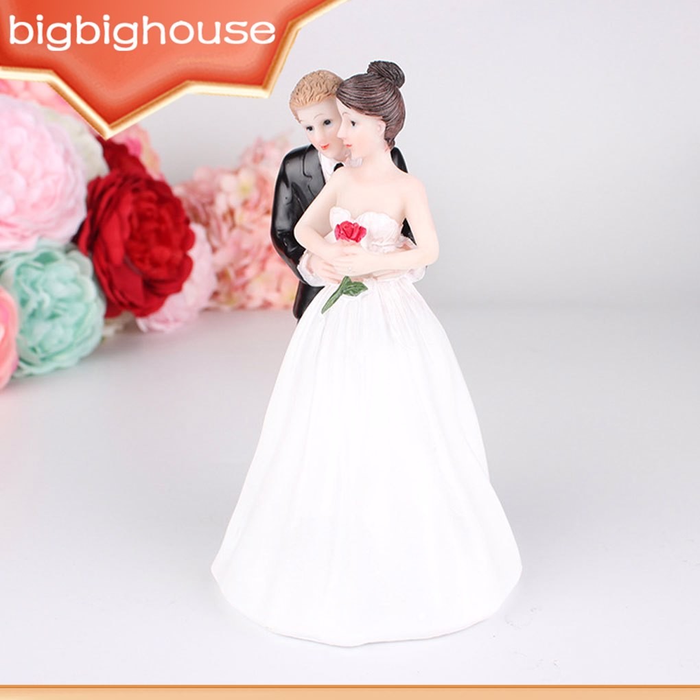 Romantic Resin Bride Groom Hug Figurine Decoration Carfts Cake Wedding ...