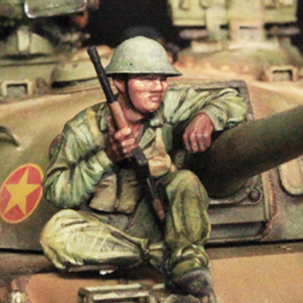 1/35 NVA Tank RIDER 2, AK, Resin Model figure Soldier, WWII Military ...