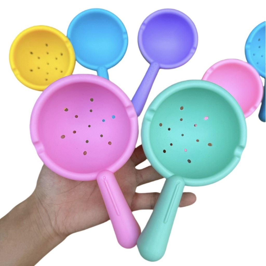 Baby Bathing Small Water Scoop Swimming Pool Bath Tub Bathing Toy Baby ...
