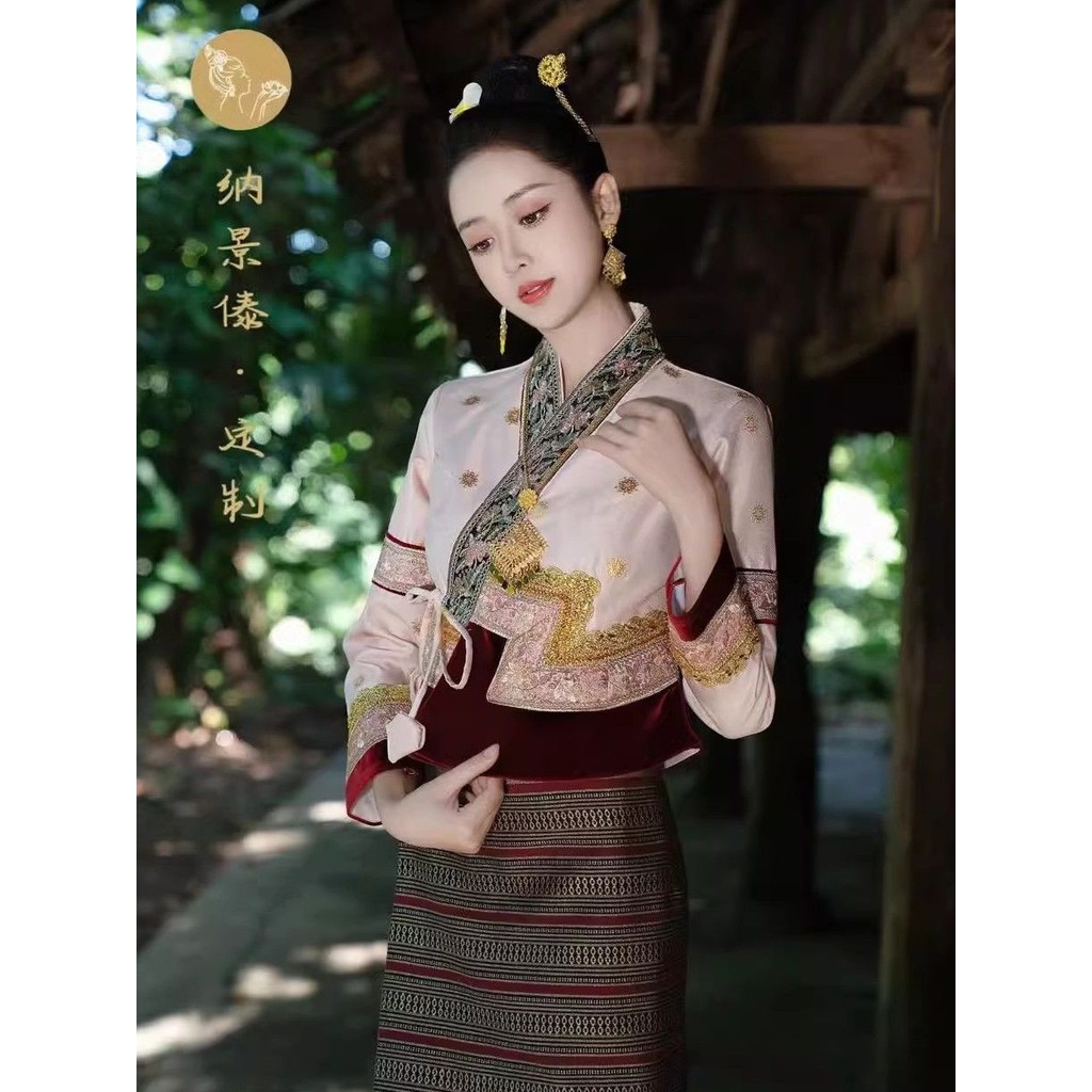 Xishuangbanna ethnic style embroidered Dai clothing women's ...