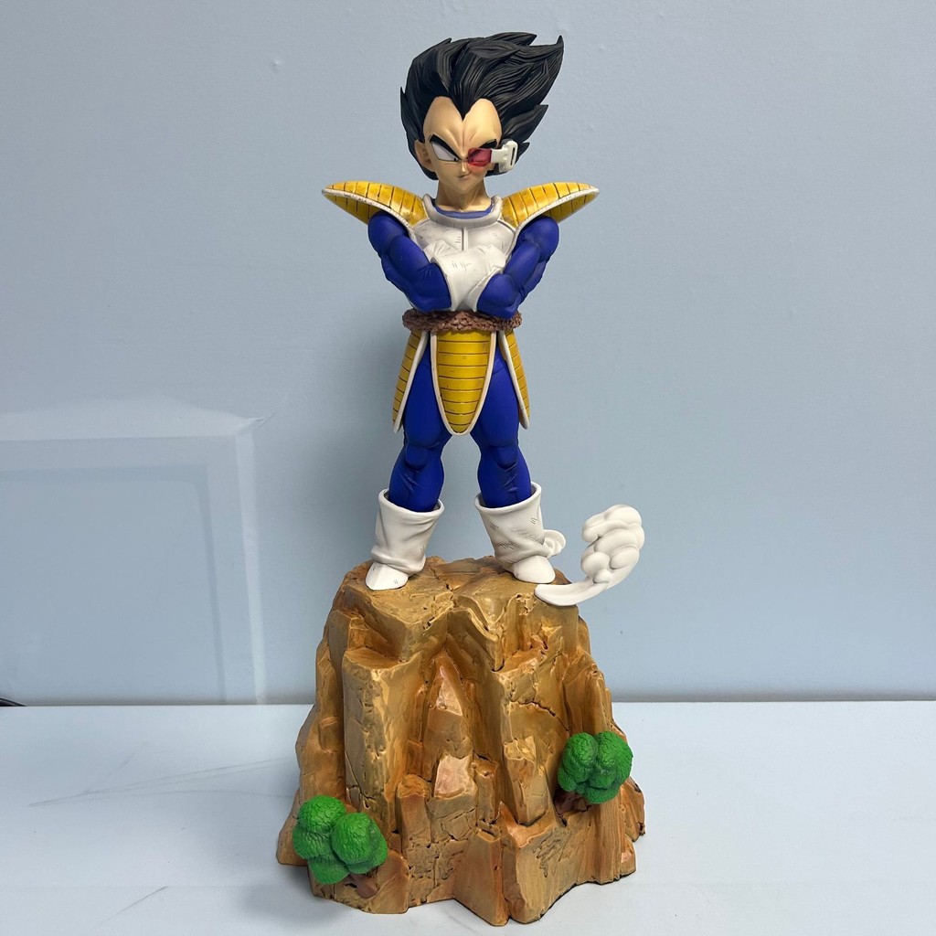 Dragon Ball Series Prince Vegeta's Self-Respected Chest Holding Base ...