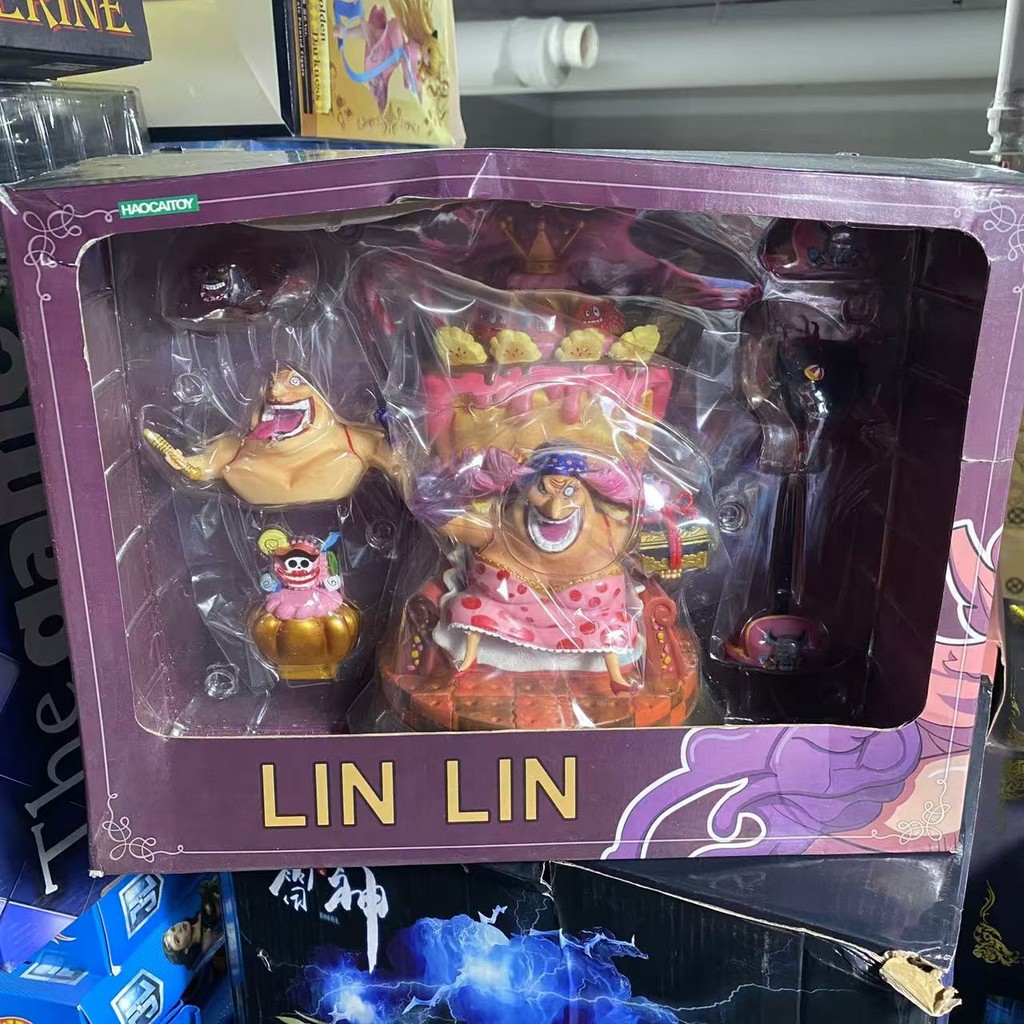 One piece Charlotte Linlin Big Mom PVC Collectible Action Figure ...