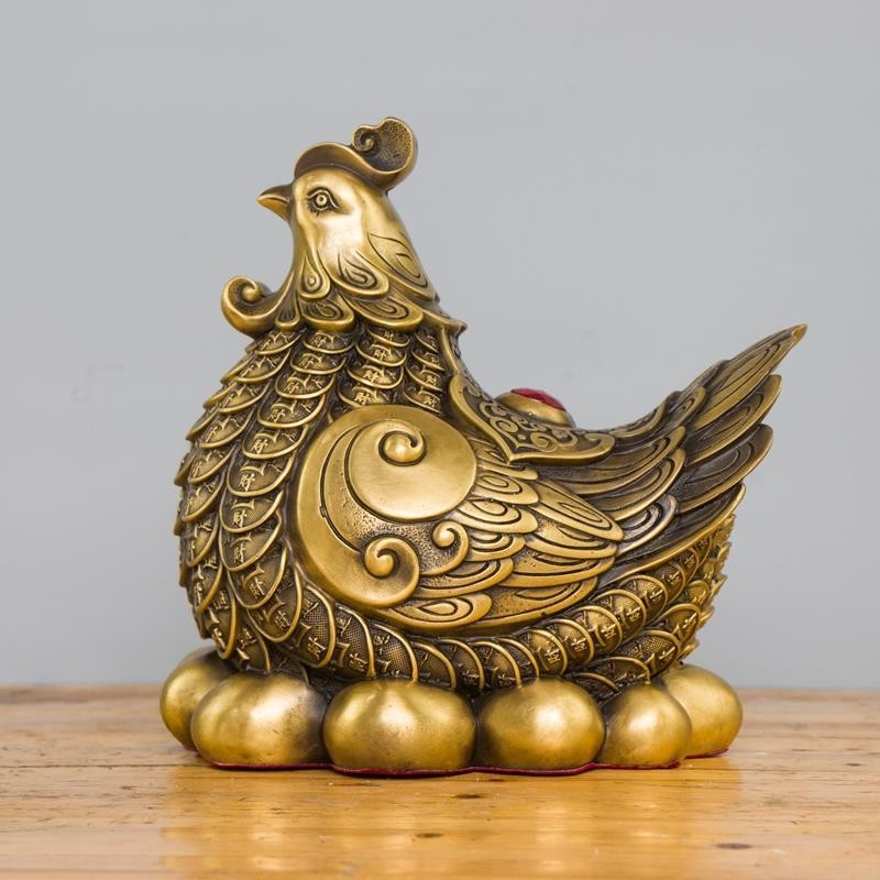 A golden egg and a copper hen for a husband and wife's marriage. Home ...